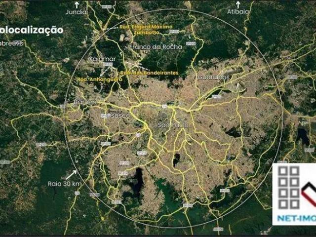 Aluga galpão logístico/industrial 52.428m², 18 banheiros, 9 vagas. Galpão novo e localização estra