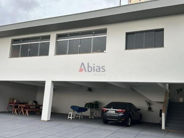Aluga residencial e comercial. Casa Sobrado em Centro São Carlos
