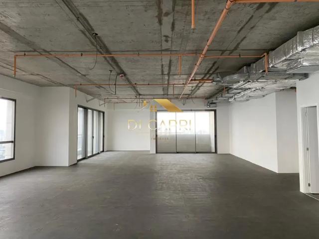 Aluga sala 250m² ao lado do metrô Tatuapé