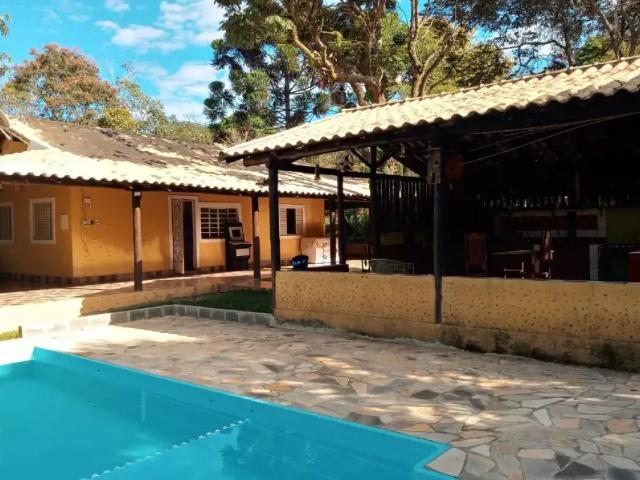 Aluga se um Sitio para eventos no Condominio Nosso Rancho com portaria 24h em Contagem/MG