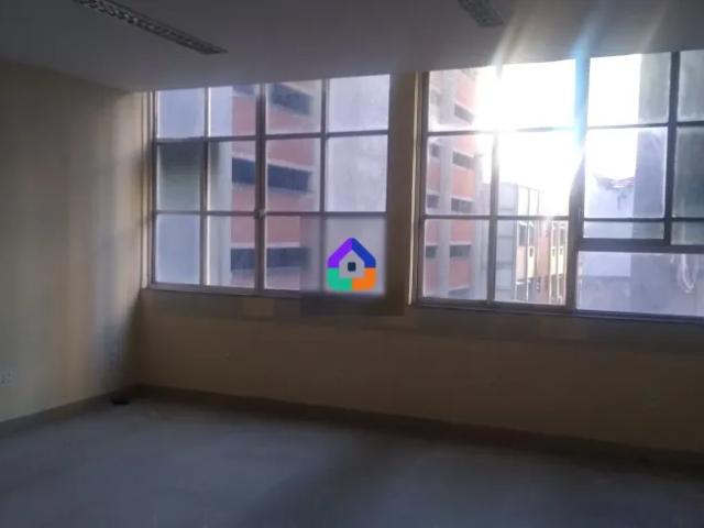 Aluga se excelente conjunto de salas comerciais andar inteiro no centro do rio