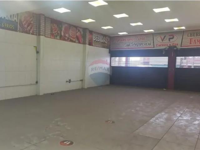 Aluga se prédio comercial – área central