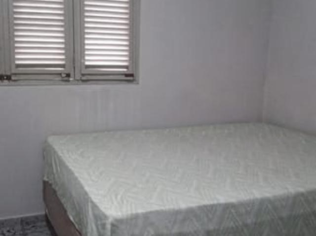 aluga_se quarto para moças