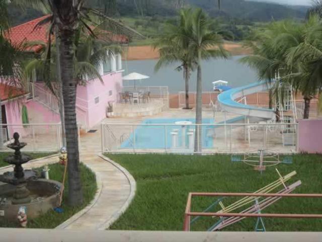 Alugar. Rancho com 4 suites com ar, piscina tobo�gua,, campo futebool, Pier.boate, para 20 pessoas