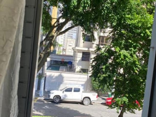 ALUGO VAGA MOÇAS