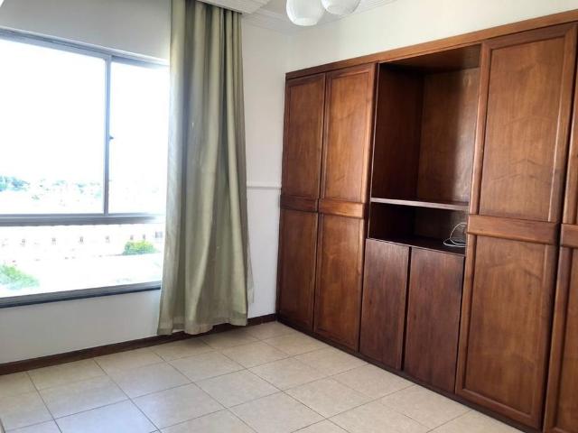 Alugo Apartamento 4/4 Gárcia