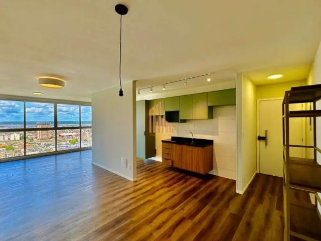 Alugo Apartamento com 3 Quartos no Torre Lumiar, 106m² ANDAR ALTO, Semimobiliado