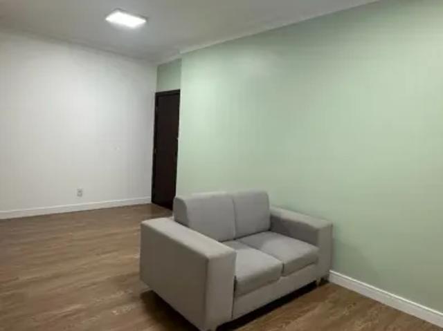Alugo apartamento de 76mÂ² no Ed. D. Neide â Vieiralves