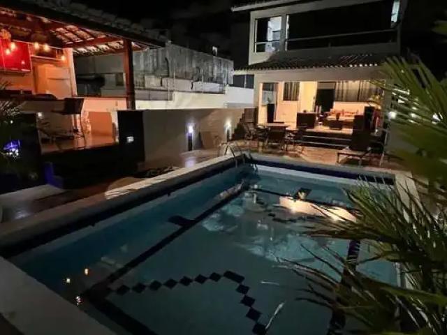 Alugo Casa Mobiliada 5 quartos com piscina privativa em Piatã, Salvador/Bahia