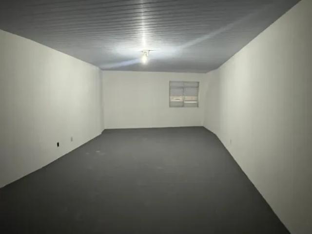 Vendo ou alugo casa comercial em itapuã com 192m², excelente localização próximo da orla e da av. DO