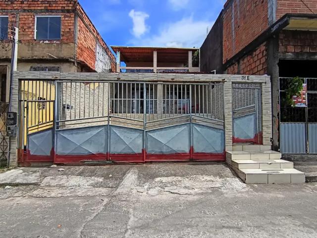 Alugo casa 1° andar 2/4 plataforma ventilada rua sossegada