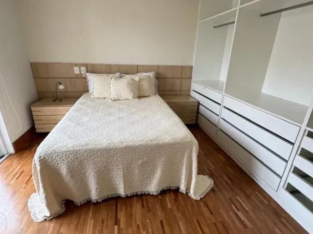 Alugo lindo apto com 2 suites grandes com 2 vagas vista arborizada