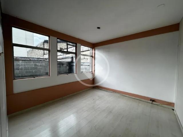 Alugo Prédio Comercial em Moema, 365m², 4 Vagas de Garagem. Codigo: 135050