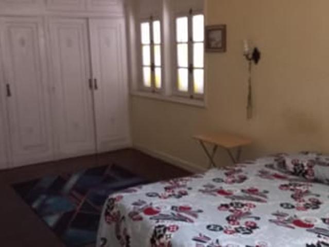Alugo quarto 30 m individual em casa na Tijuca proximo metro