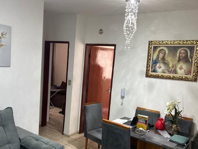 Alugo quarto