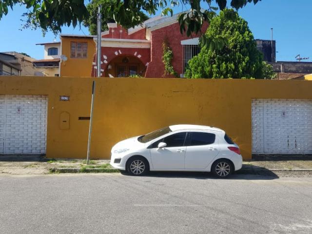 alugo quarto