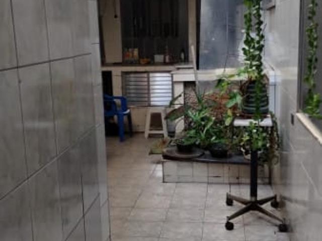 alugo quarto compartilhado