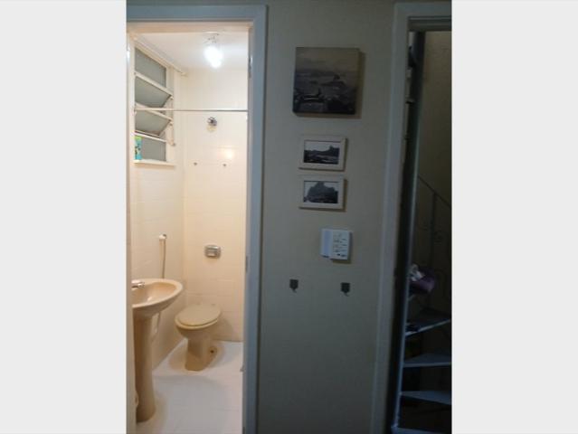 Alugo quarto acochegante em casa de vila