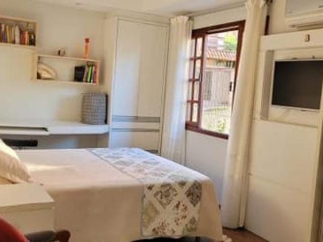 Alugo Quarto Beira Mar Norte Florianópolis