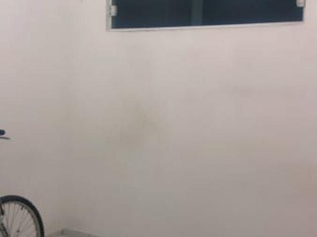 Alugo quarto e divido apto