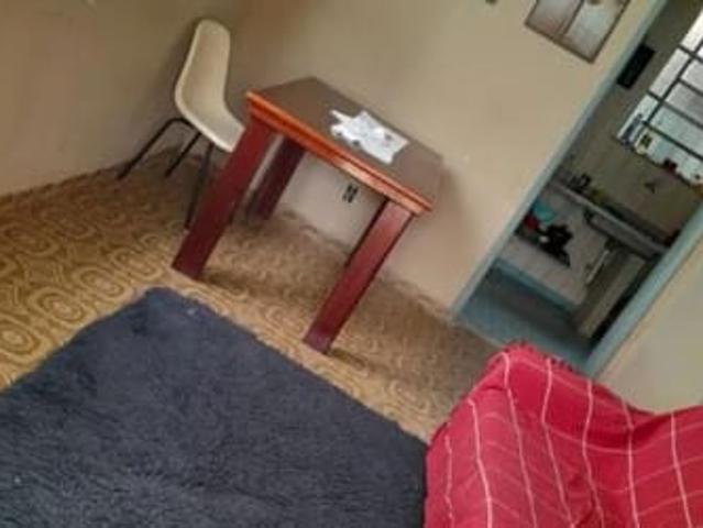 alugo quarto em casa