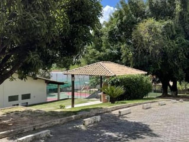 Alugo quarto em apartamento