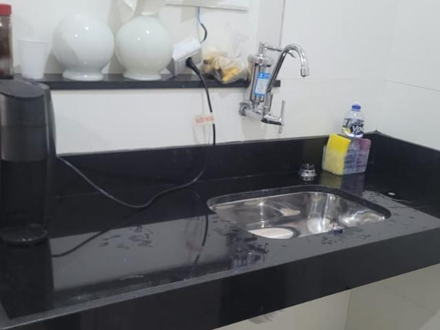 alugo quarto feminino no melhor ponto, leia o anuncio todo