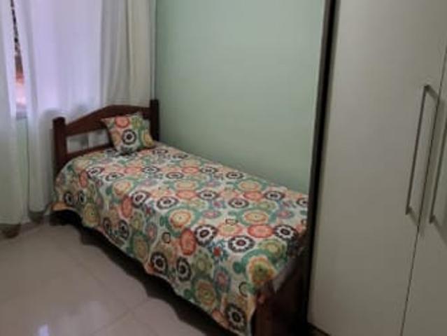 Alugo quarto individual