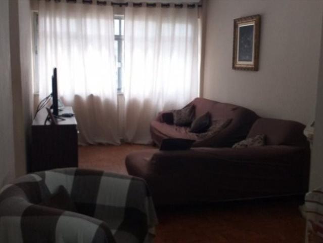 ALUGO QUARTO INDIVIDUAL 12M2 MOBILIADO PRÓXIMO AO METRÔ SANTA CRUZ