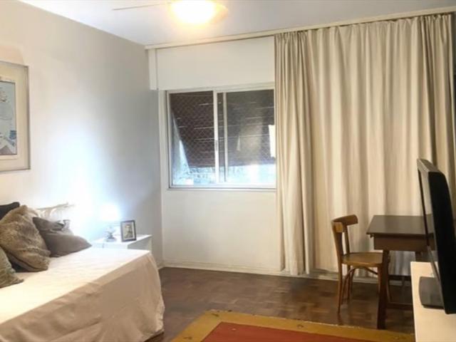 ALUGO QUARTO INDIVIDUAL GRANDE EM HIGIENÓPOLIS