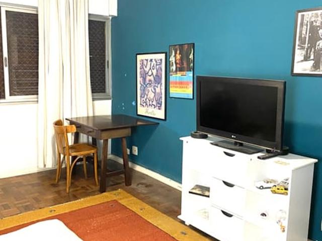 ALUGO QUARTO INDIVIDUAL GRANDE EM HIGIENÓPOLIS