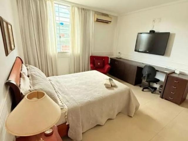 Alugo quarto ou suite na QL.32 do Lago sul