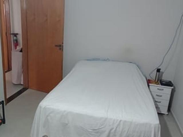 Alugo quarto mobiliado individual