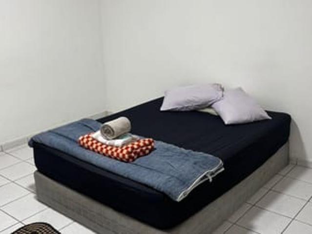 Alugo Quarto mobiliado