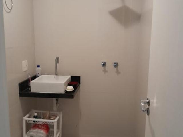 Alugo quarto para moças estudante ou trabalhe fora