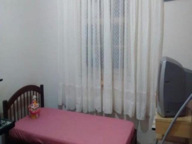 Alugo quarto para mulheres
