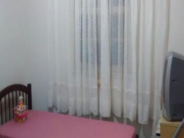 Alugo quarto para mulheres