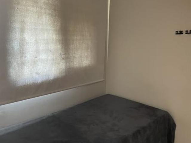 ALUGO QUARTO para NAO FUMANTE