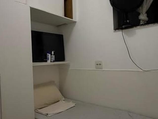 alugo quarto pequeno zona sul