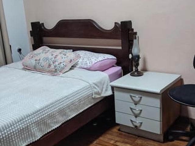 alugo quarto, zona sul de Bh Apartamento gde. predio antigo
