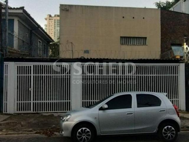 Alugo sobrado no Campo Belo, 140m², 3 dormitórios 1 suíte, 3 vagas