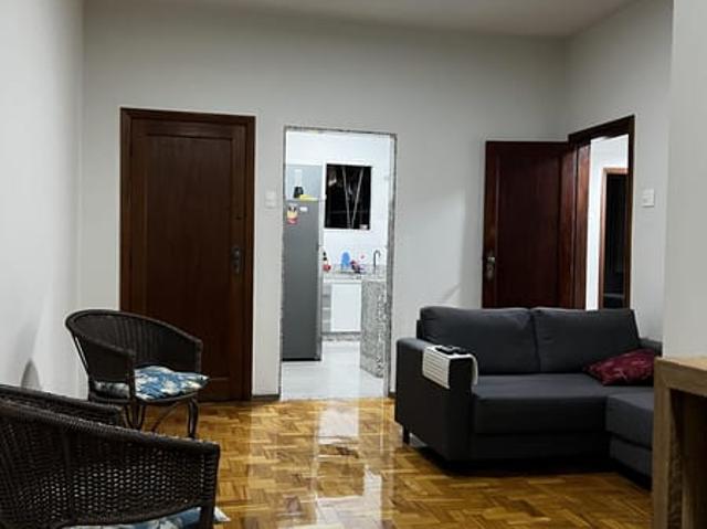 Alugo Suite Grande em República Feminina