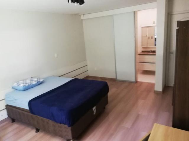 Alugo Suíte Individual na Asa Sul