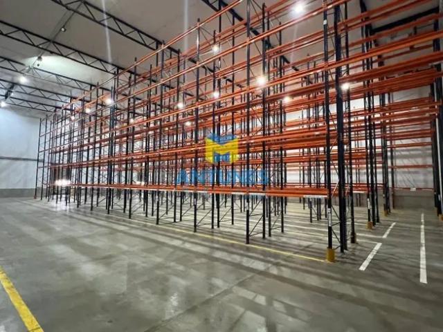Alugue Câmara Fria em Condomínio, Galpão com 3.566m² com Porta Pallet em Ponte dos Carvalhos Cabo