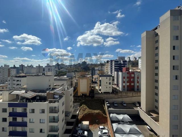 Alugue cobertura moderna no bairro Manacás, com 3 quartos, uma suíte e três vagas de garagem