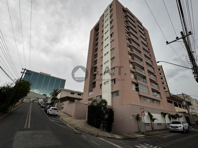 Alugue agora um lindo apartamento de 3 quartos no Jardim Sandra, Sorocaba SP! 87m² com suíte, 2 salas, 2 banheiros e 2 vagas