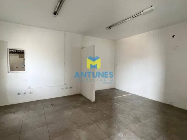 Alugue Galpão na Imbiribeira com 520m², próximo a Ferreira Costa
