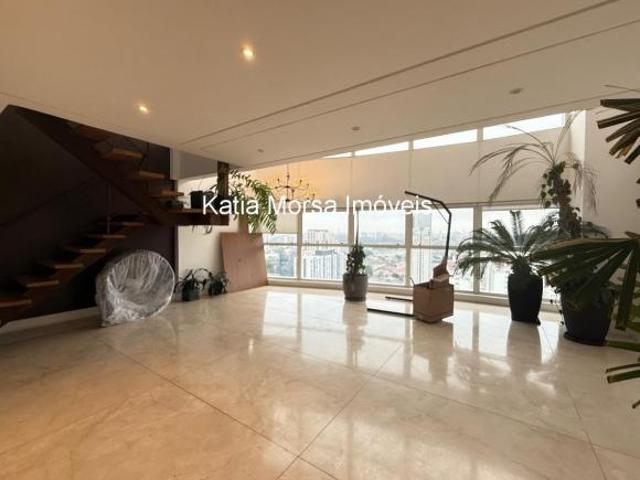 Aluguel ou Venda de Cobertura de Luxo na Granja Julieta! 255m² de Puro Conforto em São Paulo SP!