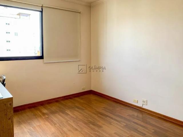 Aluguel Apartamento 3 Dormitórios 154 m² Moema