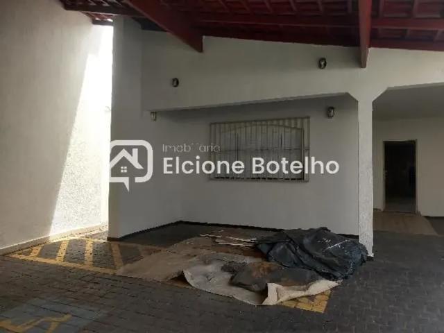 Casa para aluguel, 3 quartos, 1 suíte, 2 vagas, JARDIM KARAIBA Uberlândia/MG